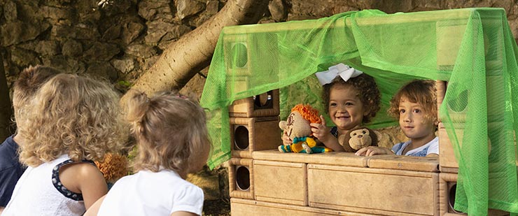 Keep in touch | Community Playthings