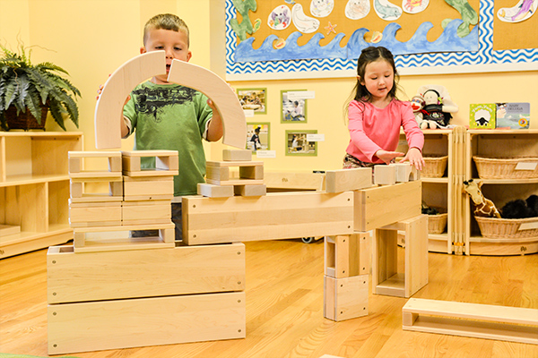Constructive play | Construction play | Community Playthings